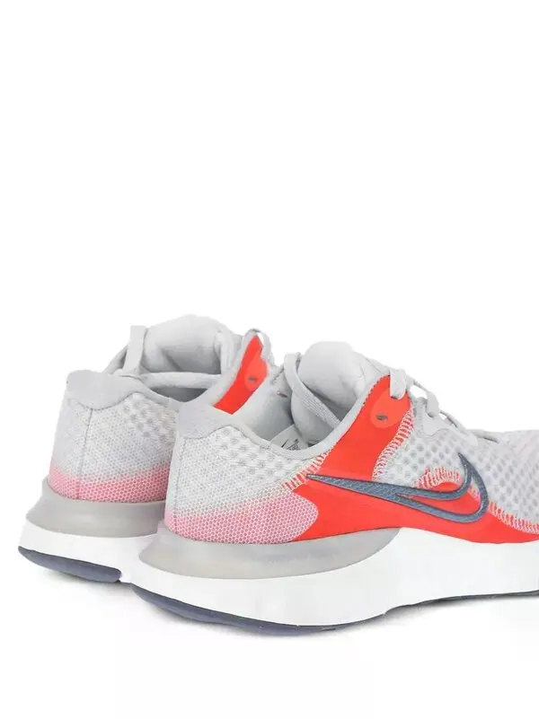 Nike Renew Run 2 Sneakers