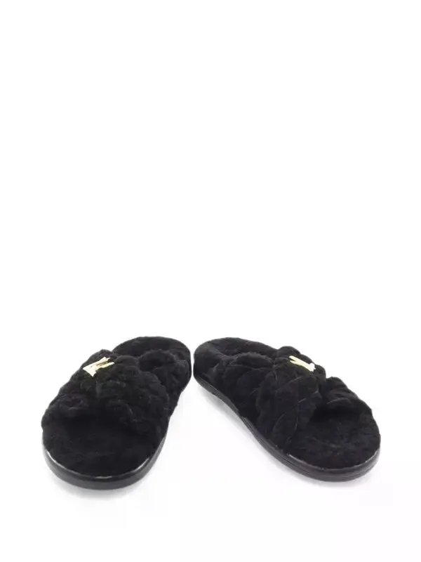 LOUIS VUITTON 2024 Bliss Quilted Slippers - Black