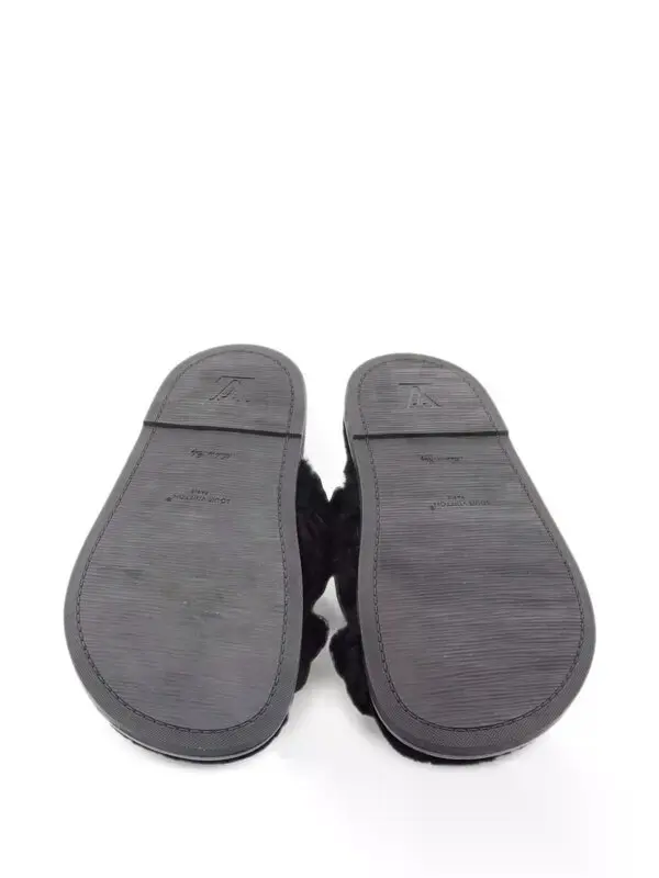 LOUIS VUITTON 2024 Bliss Quilted Slippers