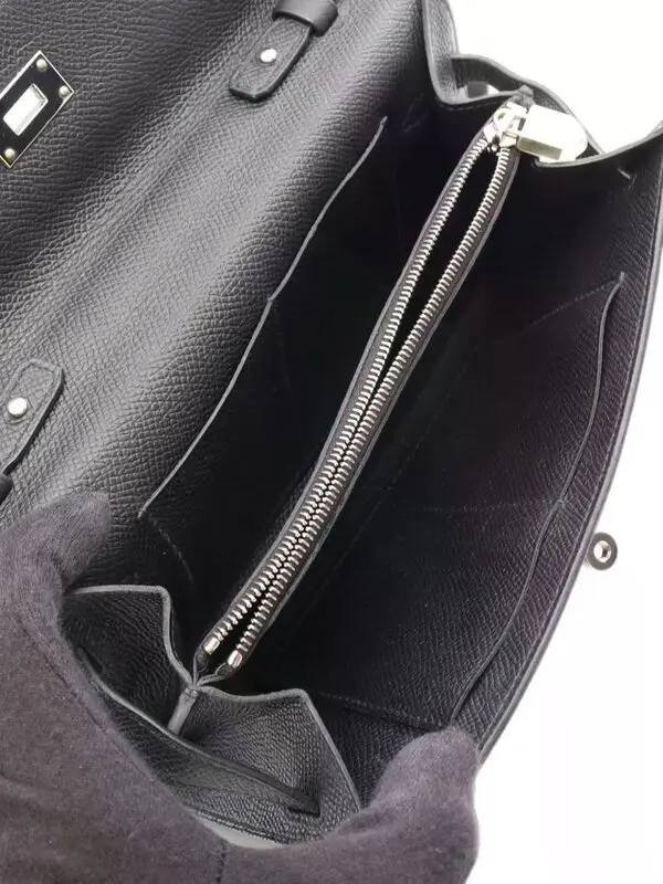 Hermès 2024 Kelly Long To Go Shoulder Bag
