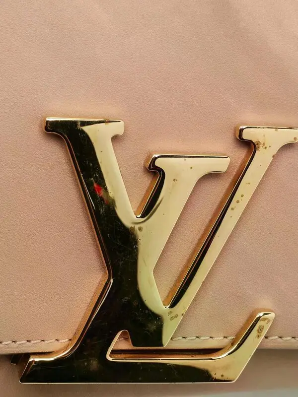 LOUIS VUITTON 2014 Gm Louise Chain Clutch Bag