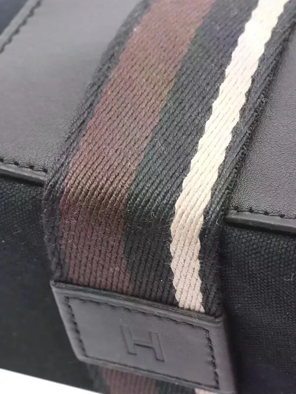Hermès 20th Century Canvas Sac Troca Horizontal Mm Tote Bag - Black