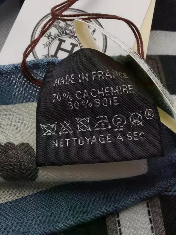 Hermès 2020s Jeu De Piste Scarf - Grey