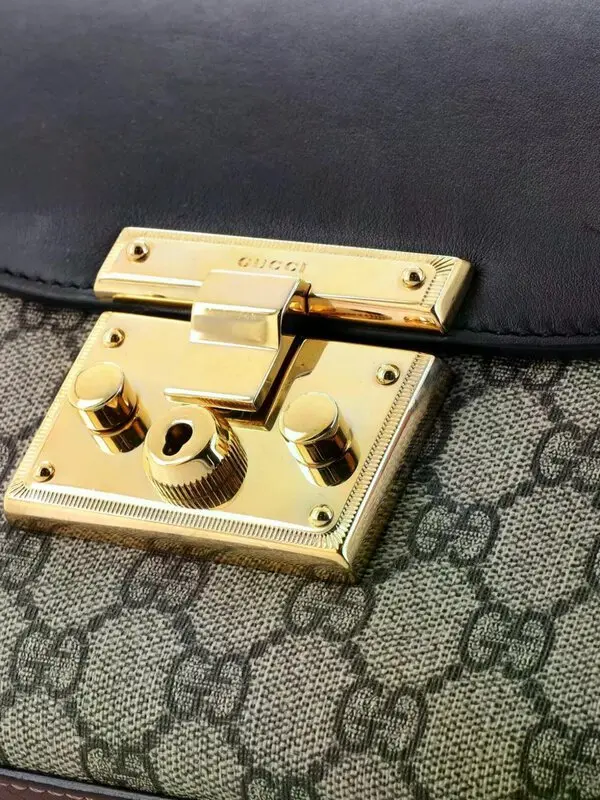 Gucci Padlock Saddle Bag - Black