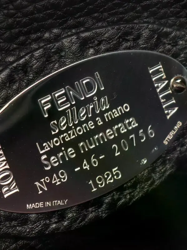 Fendi 2000-2010 Large Leather Selleria Peekaboo Iconic Fit Bag Business Bag - Grey