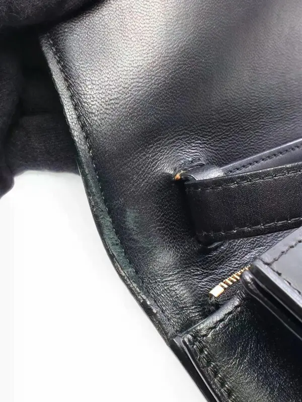 Celine 2000s Classic Box Shoulder Bag - Black