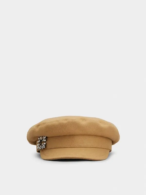 ROGER VIVIER Broche Vivier Sailor Cap - Camel