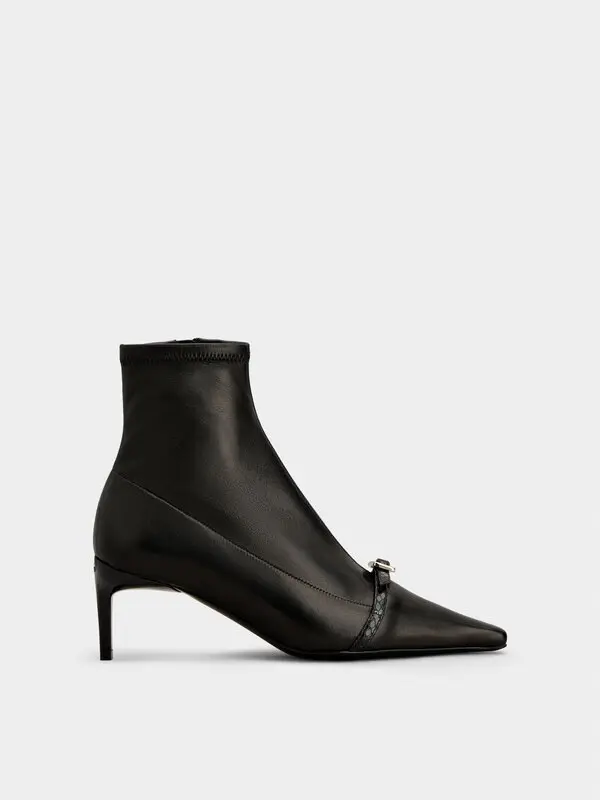 ROGER VIVIER Viv' Canard Leather Ankle Boots - Black
