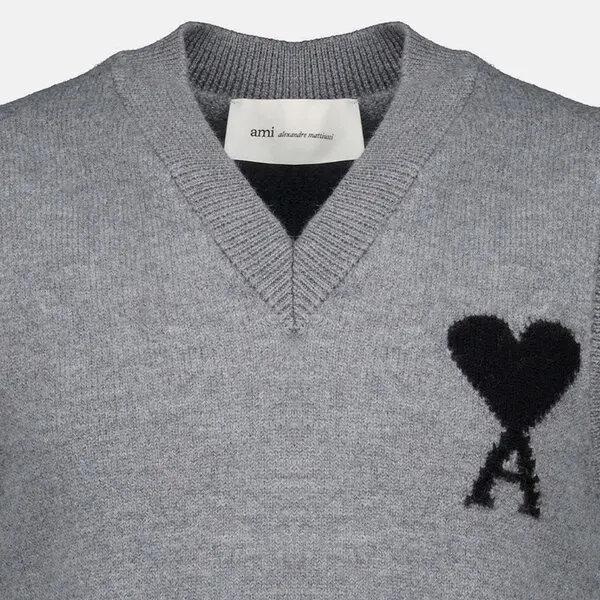 AMI Paris Sleeveless Knit Vest With Heart Motif