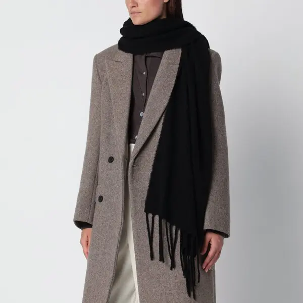 Destin Opus Scarf In Wool - Black