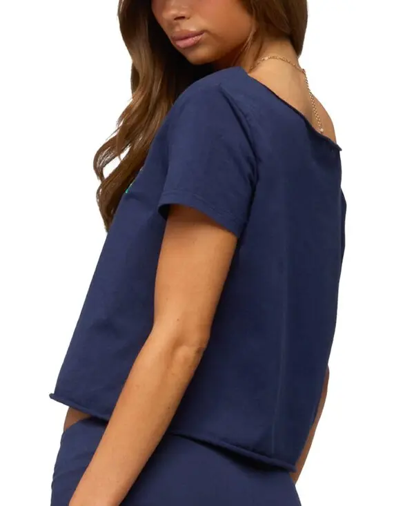 EDIKTED Brazilian Babe Off Shoulder T-shirt