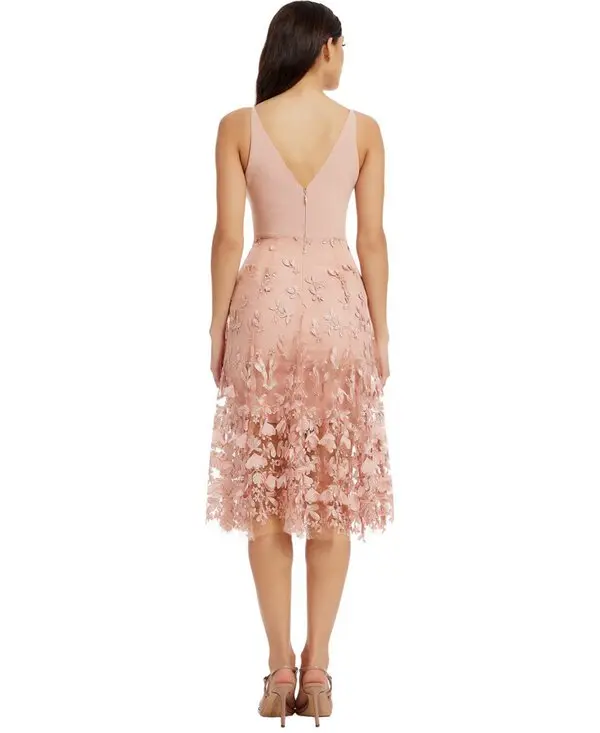 Dress The Population Darleen V-neck Floral Applique Fit-and-flare Gown - Blush