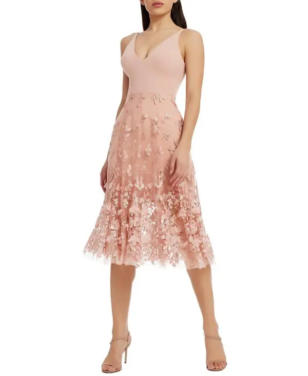 Dress The Population Darleen V-neck Floral Applique Fit-and-flare Gown - Blush