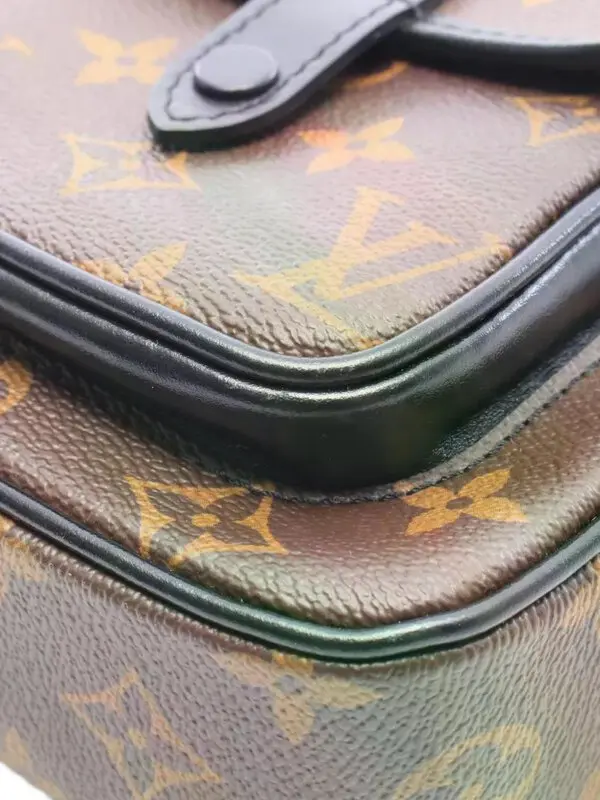 LOUIS VUITTON Christopher Wearable Shoulder Bag