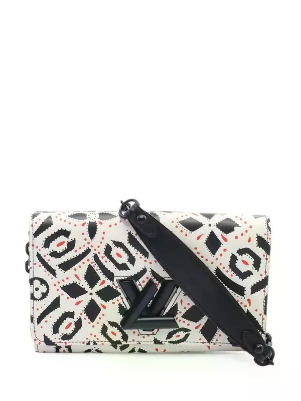 LOUIS VUITTON Twist Chain Mini Clutch Bag - White