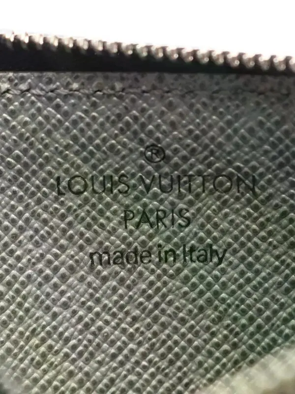 LOUIS VUITTON Taigarama Coin Purse - Grey