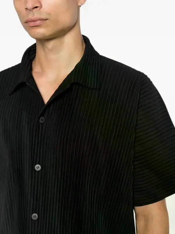 Issey Miyake Pleated Shortsleeved Shirt - Black