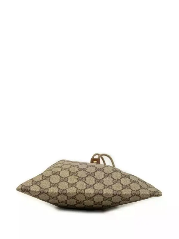 Gucci 20th Century Gg Supreme Drawstring Pouch
