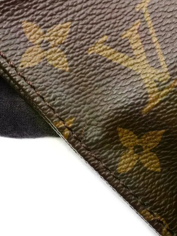 LOUIS VUITTON Monogram Canvas Cross Body Bag