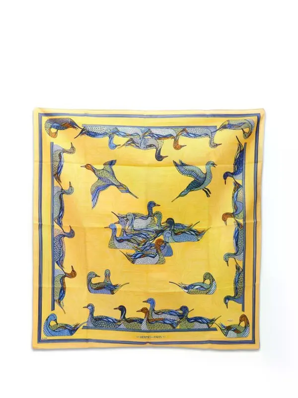 Hermès 2010s 90 Carré La Mare Aux Canards Scarf - Yellow