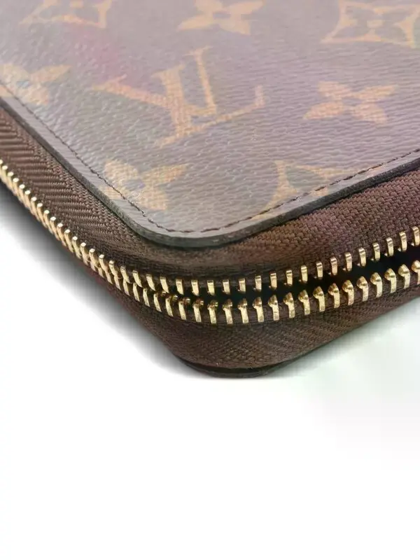 LOUIS VUITTON 2019 Zippy Monogram Wallet - Brown