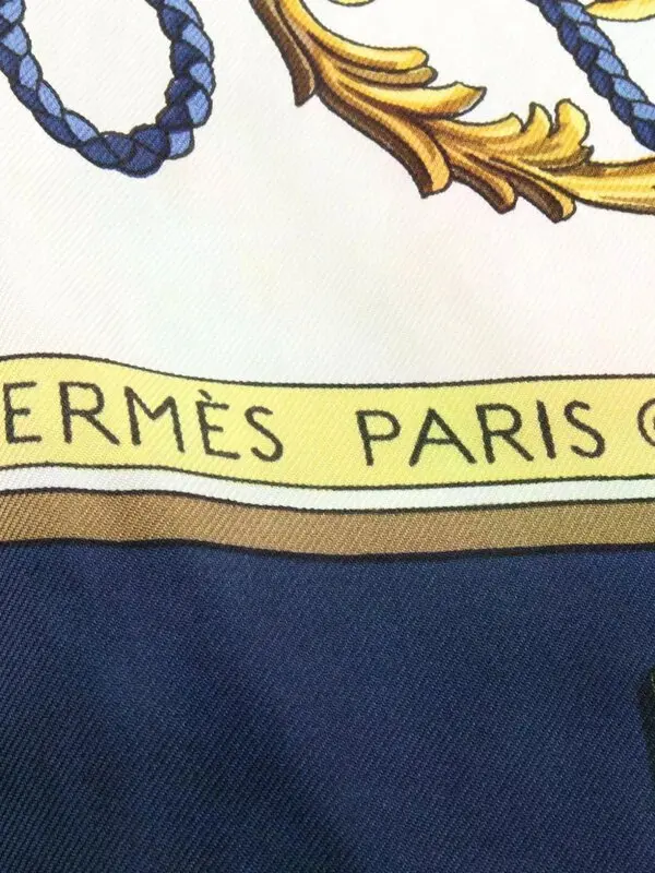 Hermès 2010s 90 Carré Les Cles Scarf - White