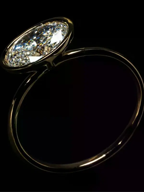 SOLO FOR DIAMONDS X Nataliia Gotsii Oval-cut Diamond Ring