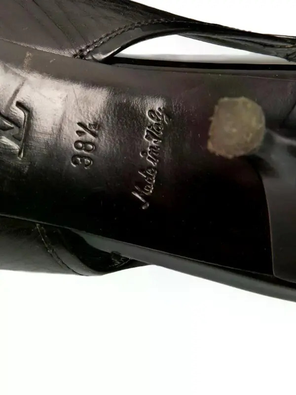 LOUIS VUITTON 2000s Buckled Slingback Pumps