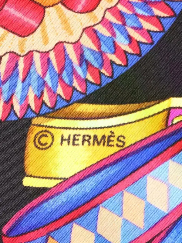 Hermès 2010s 90 Carré Les Rubans Du Cheval Scarf