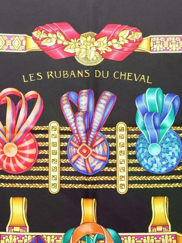 Hermès 2010s 90 Carré Les Rubans Du Cheval Scarf