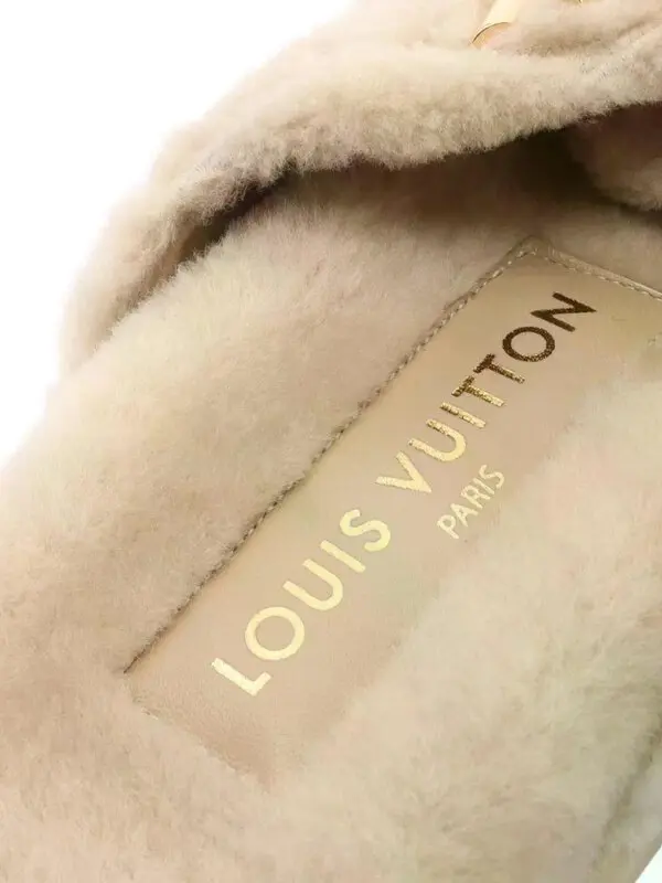 LOUIS VUITTON Bliss Comfort Sandals
