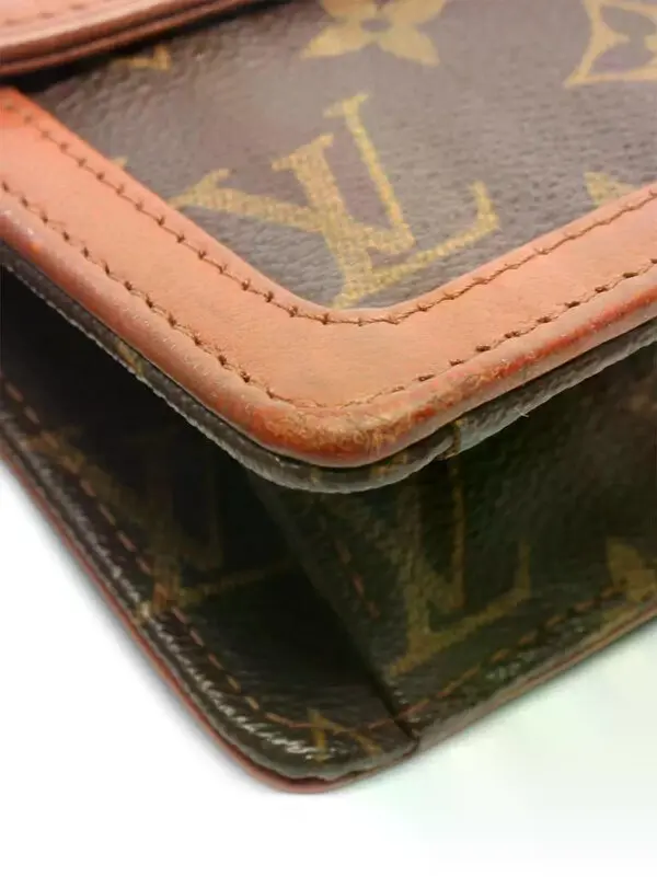 LOUIS VUITTON Monogram Pochette Dame Clutch