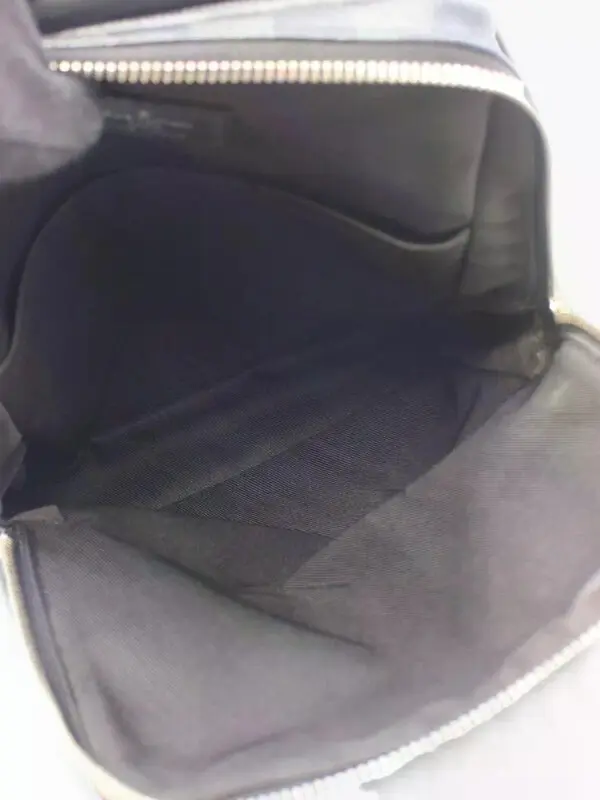 LOUIS VUITTON 2019 Avenue Damier Graphite Messenger Bag