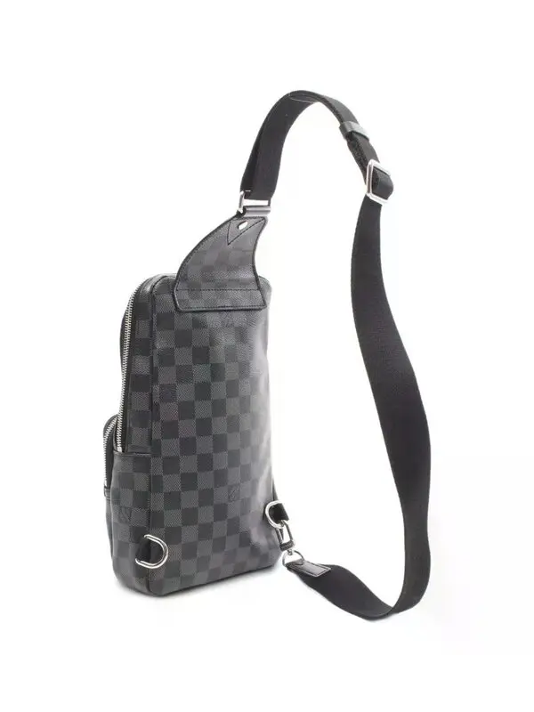 LOUIS VUITTON Avenue Messenger Bag Damier Graphite