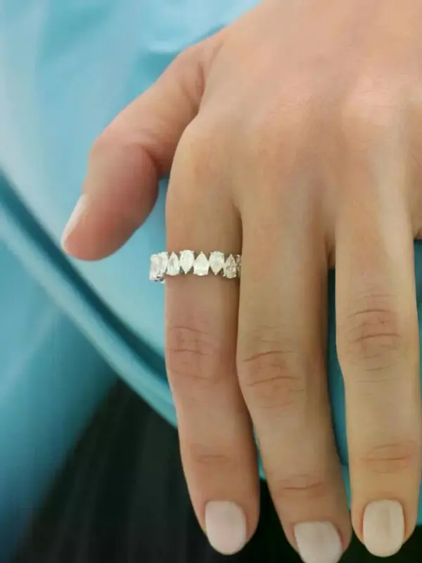 SOLO FOR DIAMONDS Pear-cut Diamond Eternity Band - Silver