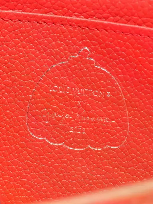 LOUIS VUITTON Yk Portefeuille Sarah 2021s Bi-fold Wallet