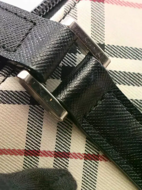 Burberry 2010s Nova Check Tote Bag