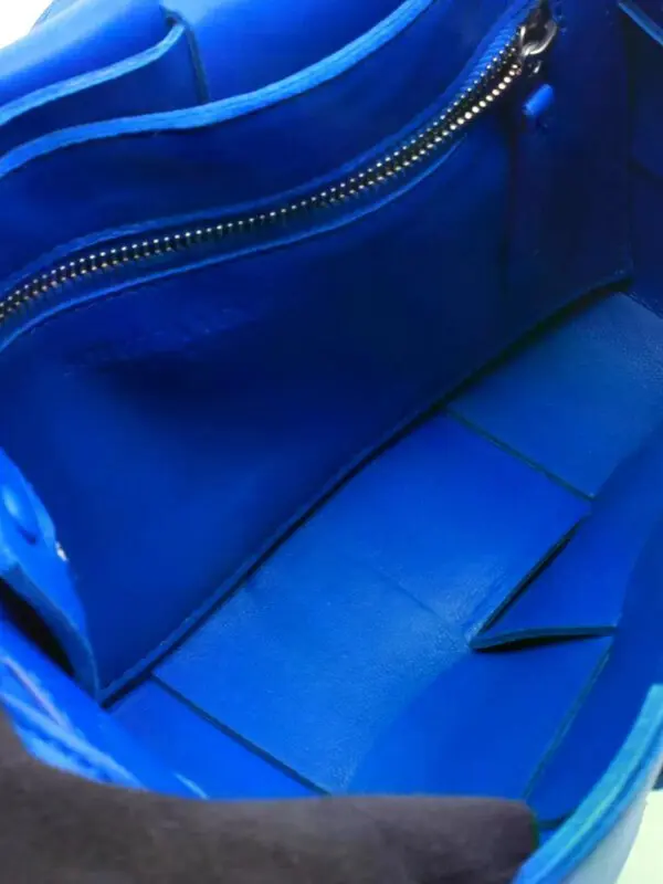 Bottega Veneta 2012-2026 Nappa Intrecciato Cassette Crossbody Bag - Blue