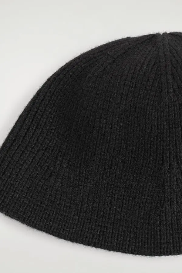 Cos Merino Wool Bucket Hat