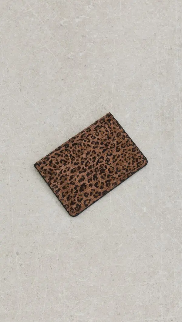 HUNTING SEASON The Card Holder