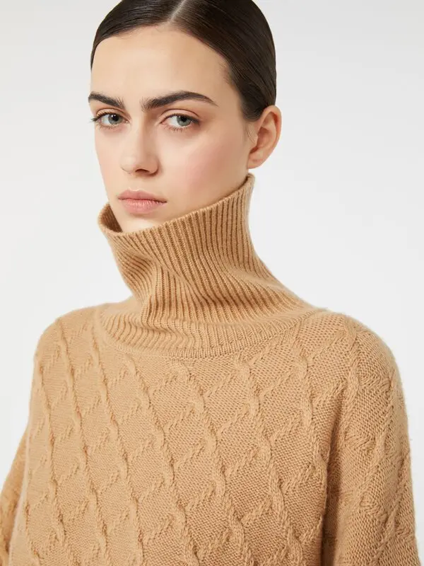Max Mara Oversized Diamond Wool And Cashmere Sweater
