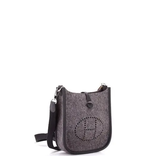 Hermès Evelyne Bag Gen Iii Felt Tpm - Grey