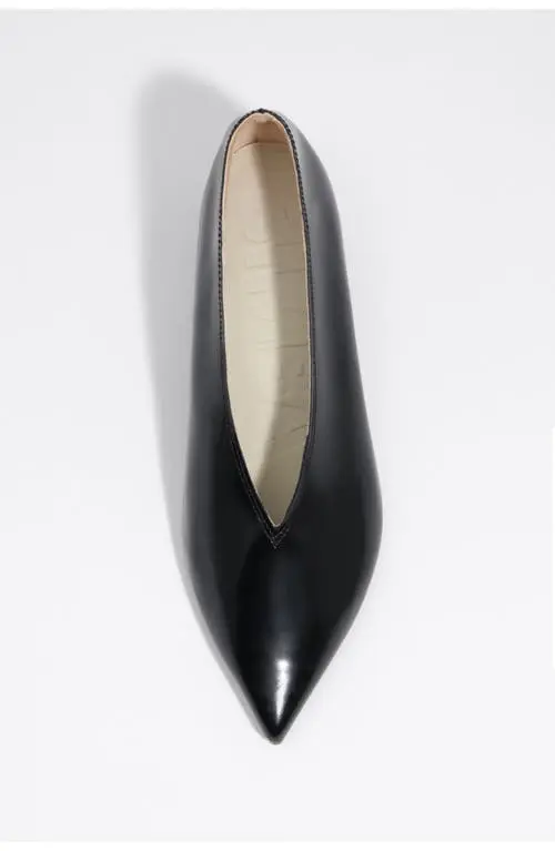Bimba Y Lola Leather Mid-heel Court Shoe
