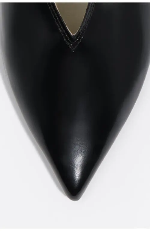 Bimba Y Lola Leather Mid-heel Court Shoe