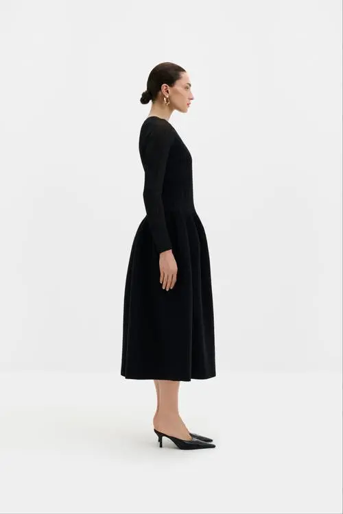 MALINA Elona Voluminous Knitted Midi Dress