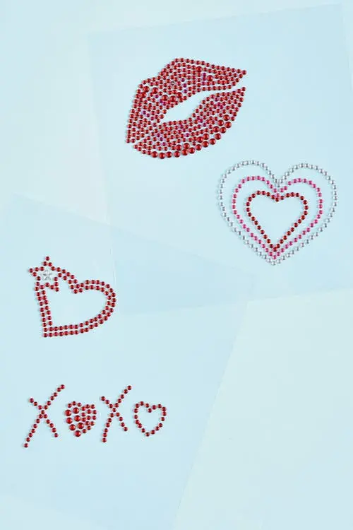 NEVER HAVE I EVER SHOP Kisses Rhinestone Tattoo Set