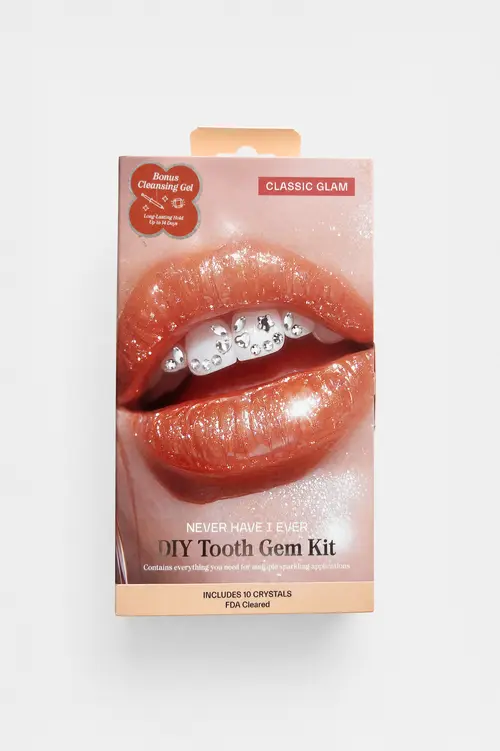 NEVER HAVE I EVER SHOP Classic Glam Diy Tooth Gem Kit - White