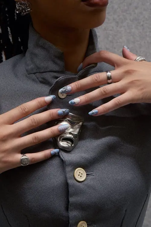 NEVER HAVE I EVER SHOP Katseye Bel Air Short Almond Press On Nails