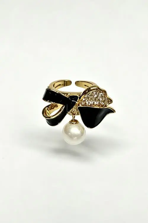 CLASSICHARMS Butterfly Pearl Drop Ring