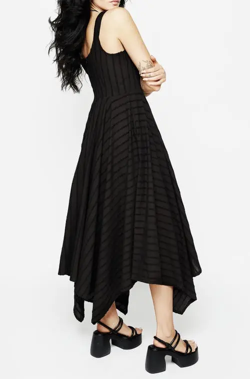 DISTURBIA Blythe Handkerchief Hem Maxi Dress